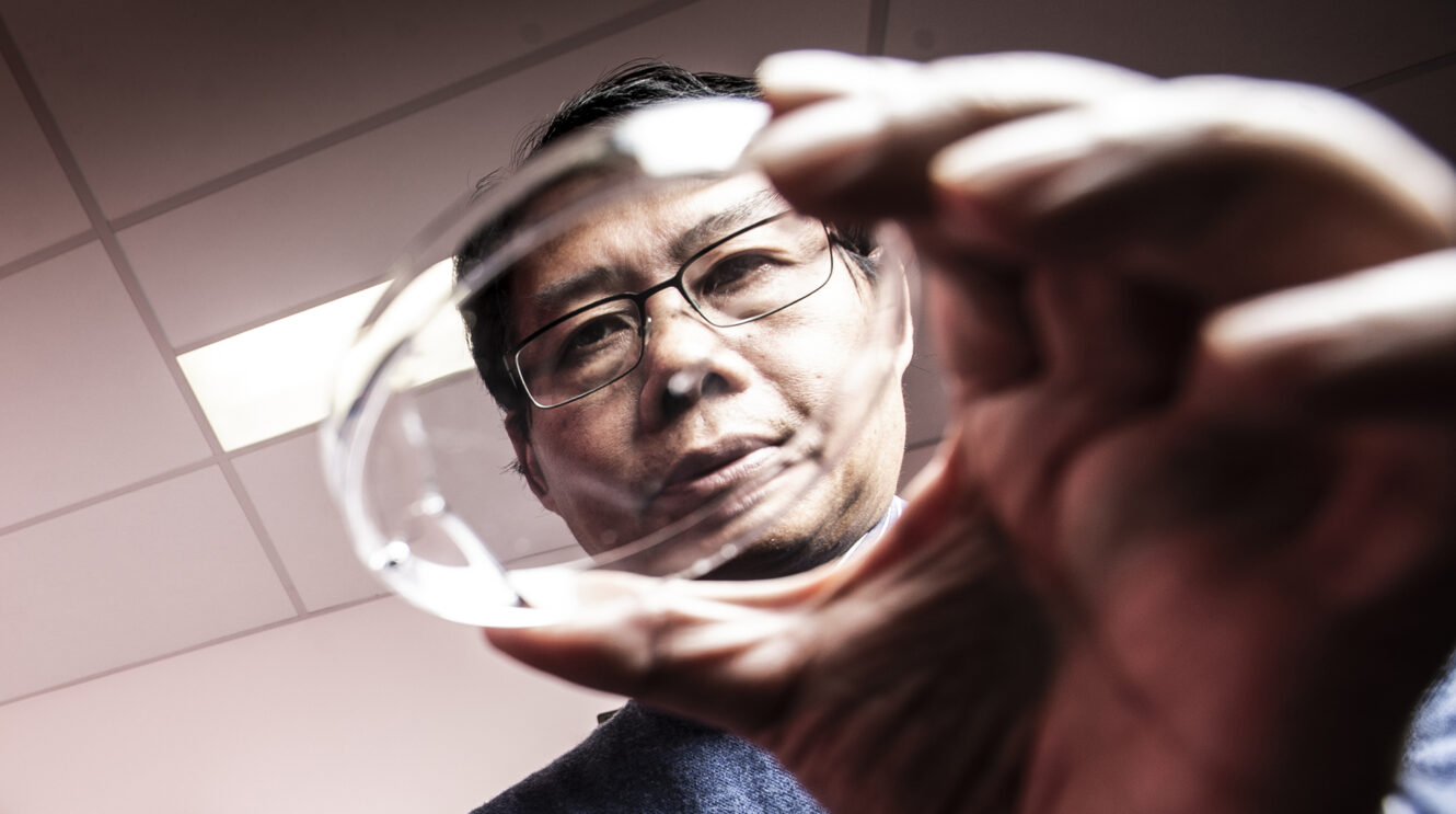 Pioneering study achieves liquid-metal transfer via electrical current | FLEET Archive Website